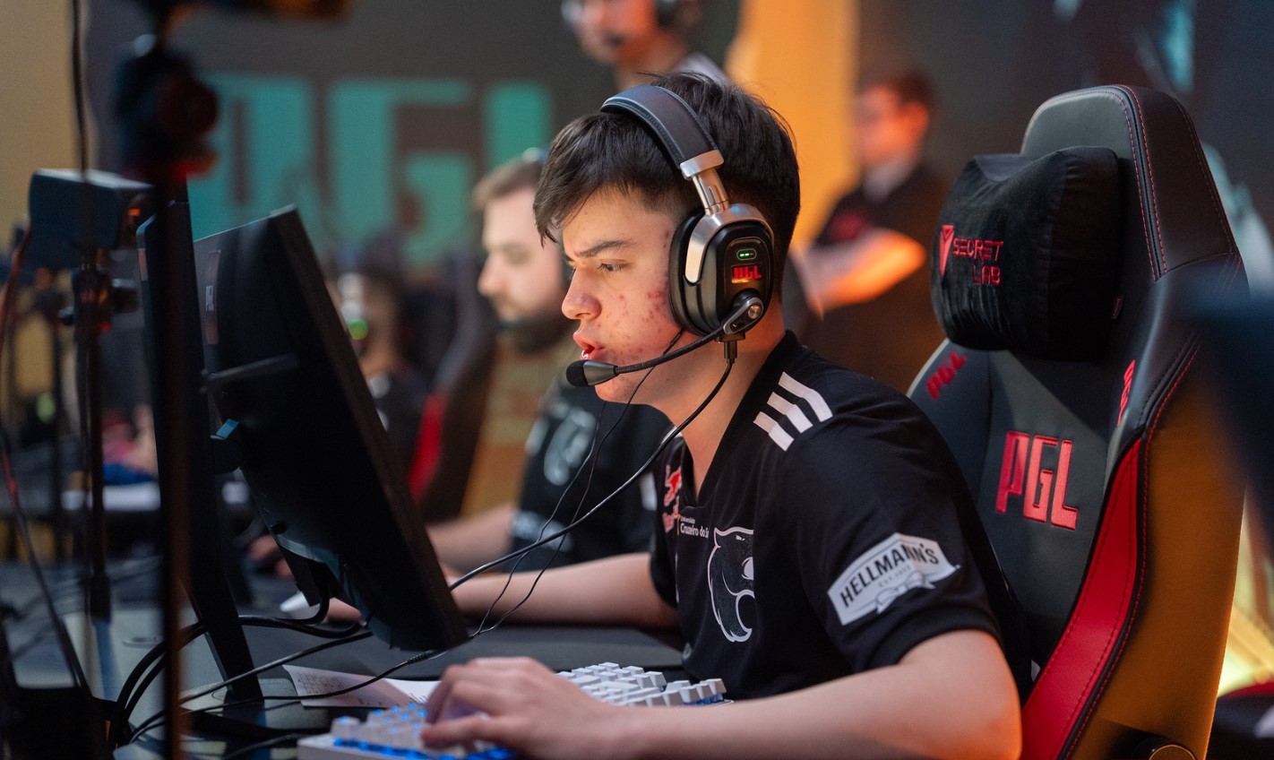 Vitórias da FURIA e da Legacy as colocam à frente na ESL Pro League S22 ...
