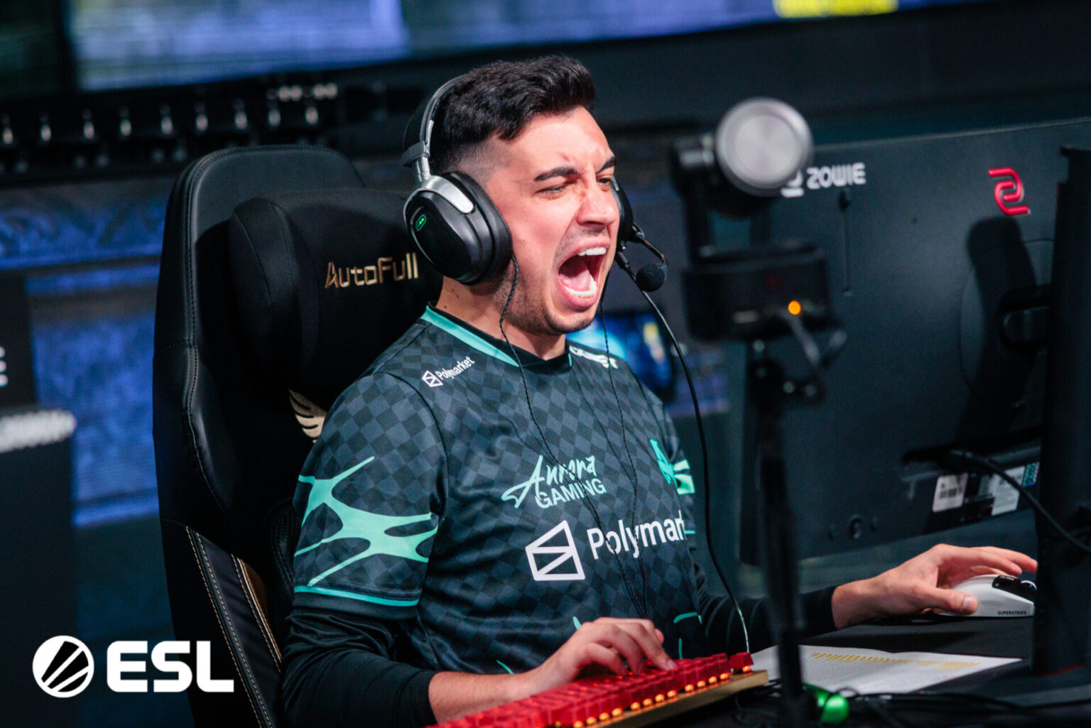 Aurora Sweep BetBoom to Reach IEM Cologne Major Semis